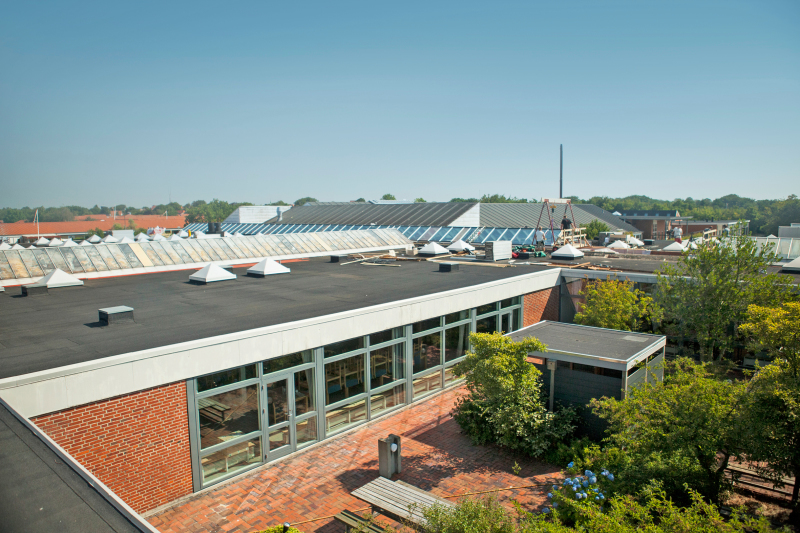 Amager-Grundschule in Skjern erhält neue Oberlichter von Velux - dach ...