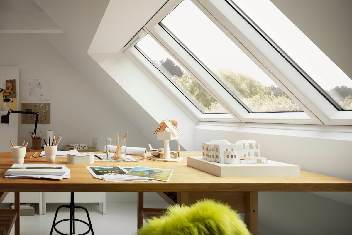 Drei Fenster in einem Rahmen - dach+holzbau