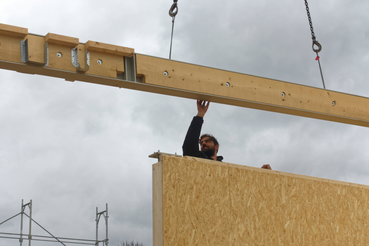 Erfahrungen mit Holzbau in der Schweiz - dach+holzbau