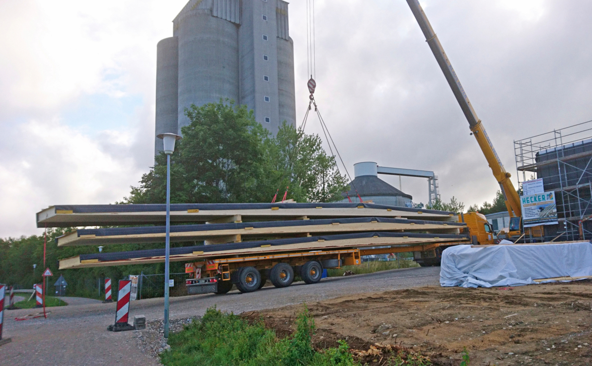 Neuer Bauhof in Holzbauweise für Gemeinde Sengenthal - dach+holzbau