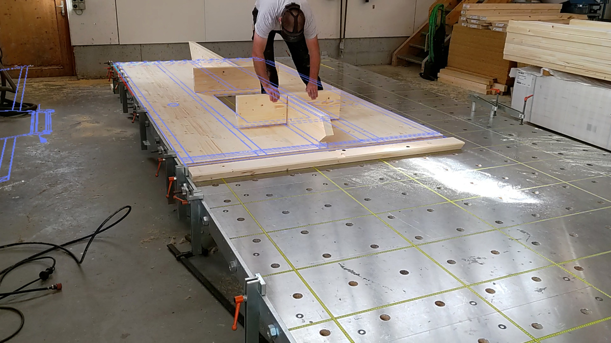 Holzrahmenbau mit Augmented-Reality-Brille - dach+holzbau