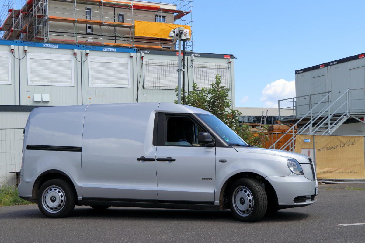 Elektrotransporter mit Extra-Reichweite - dach+holzbau