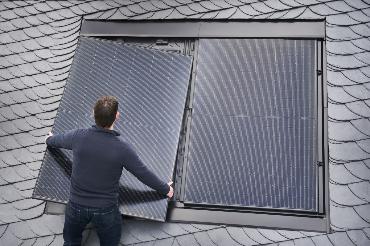 Photovoltaiksystem für Schieferdächer - dach+holzbau