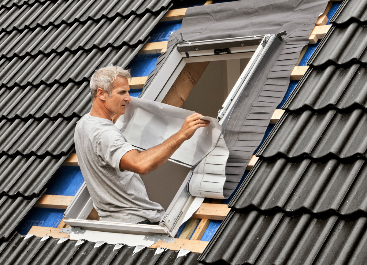 Neuerungen für den Dachfenstereinbau von Velux - dach+holzbau