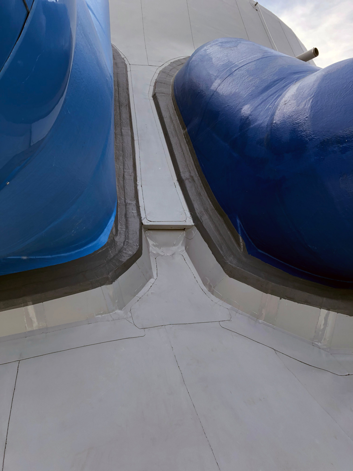 Anspruchsvolle Dachkonstruktion - dach+holzbau