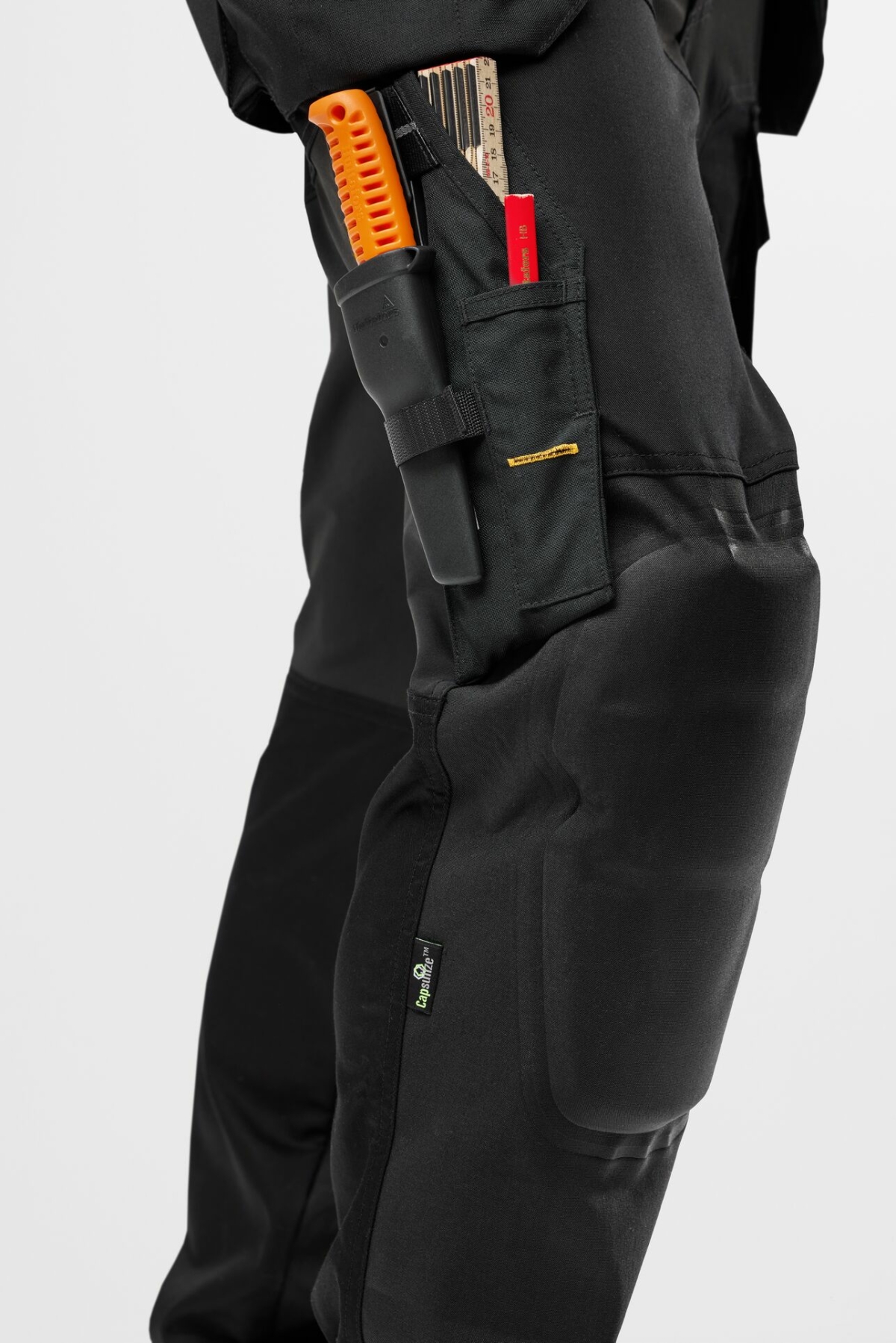 Arbeitshose mit integrierten Knieschonern - dach+holzbau