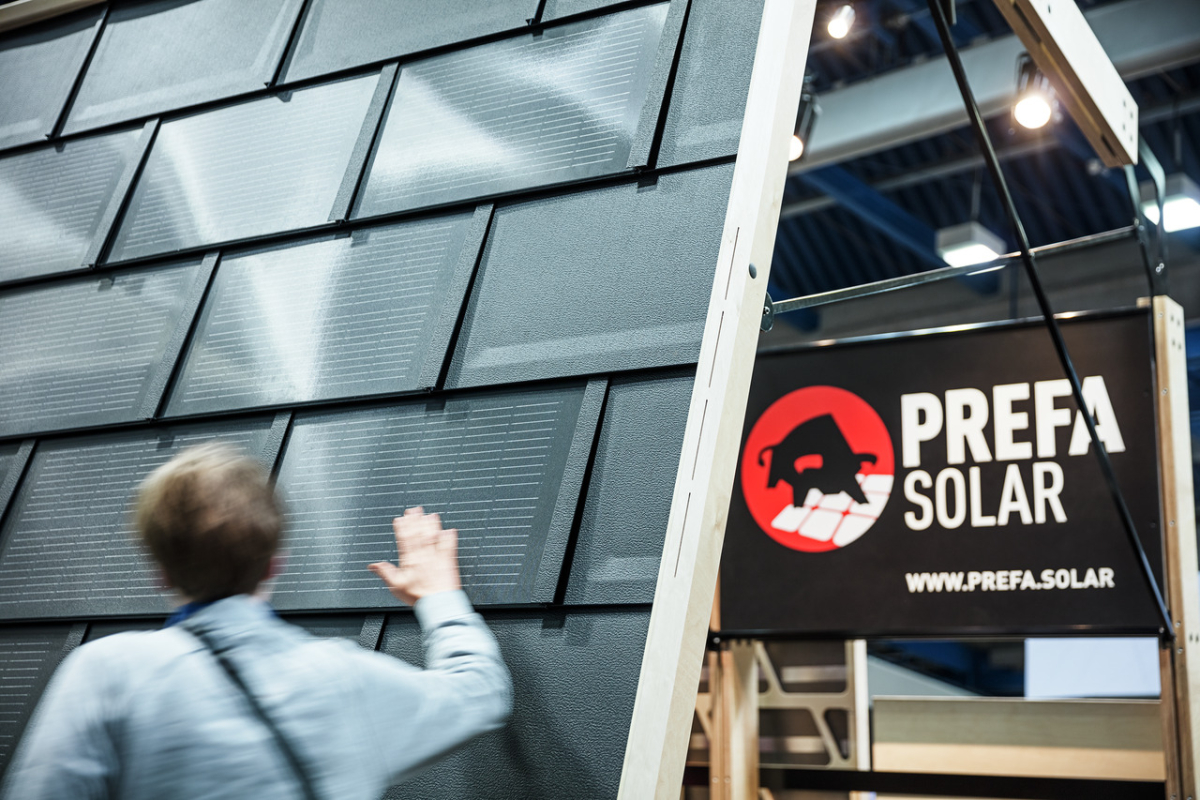 Solardachsystem und neues Zubehör für vorgehängte, hinterlüftete ...