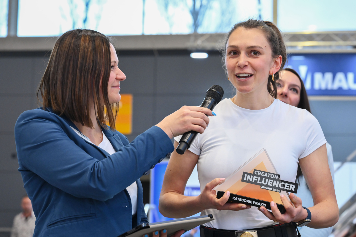 Creaton verleiht zum dritten Mal „Influencer-Award“ - dach+holzbau