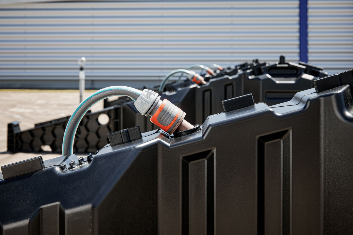 Neues Ballastierungssystem für Photovoltaikanlagen - dach+holzbau