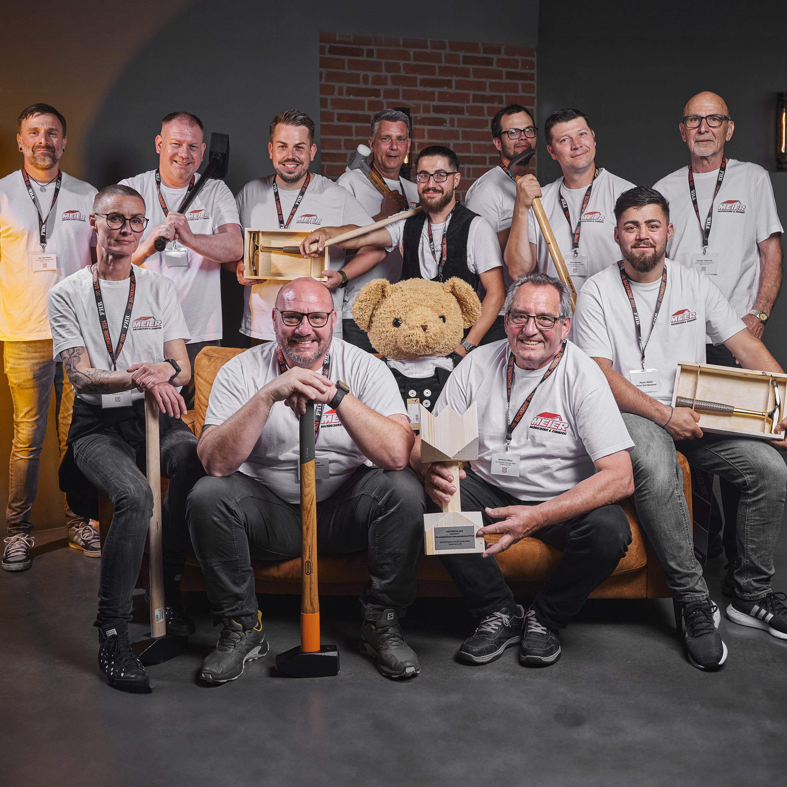 Unternehmensnachfolge - dach+holzbau