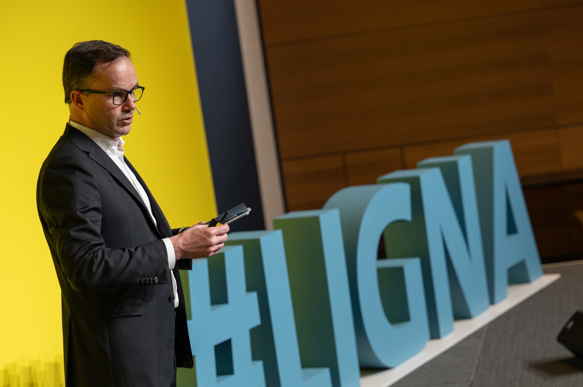 Ausblick auf die Messe LIGNA 2025 in Hannover - dach+holzbau