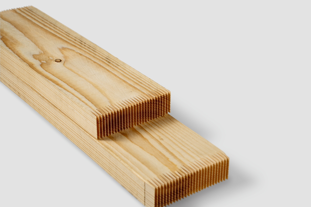 Keilgezinkte Dachlatten - dach+holzbau