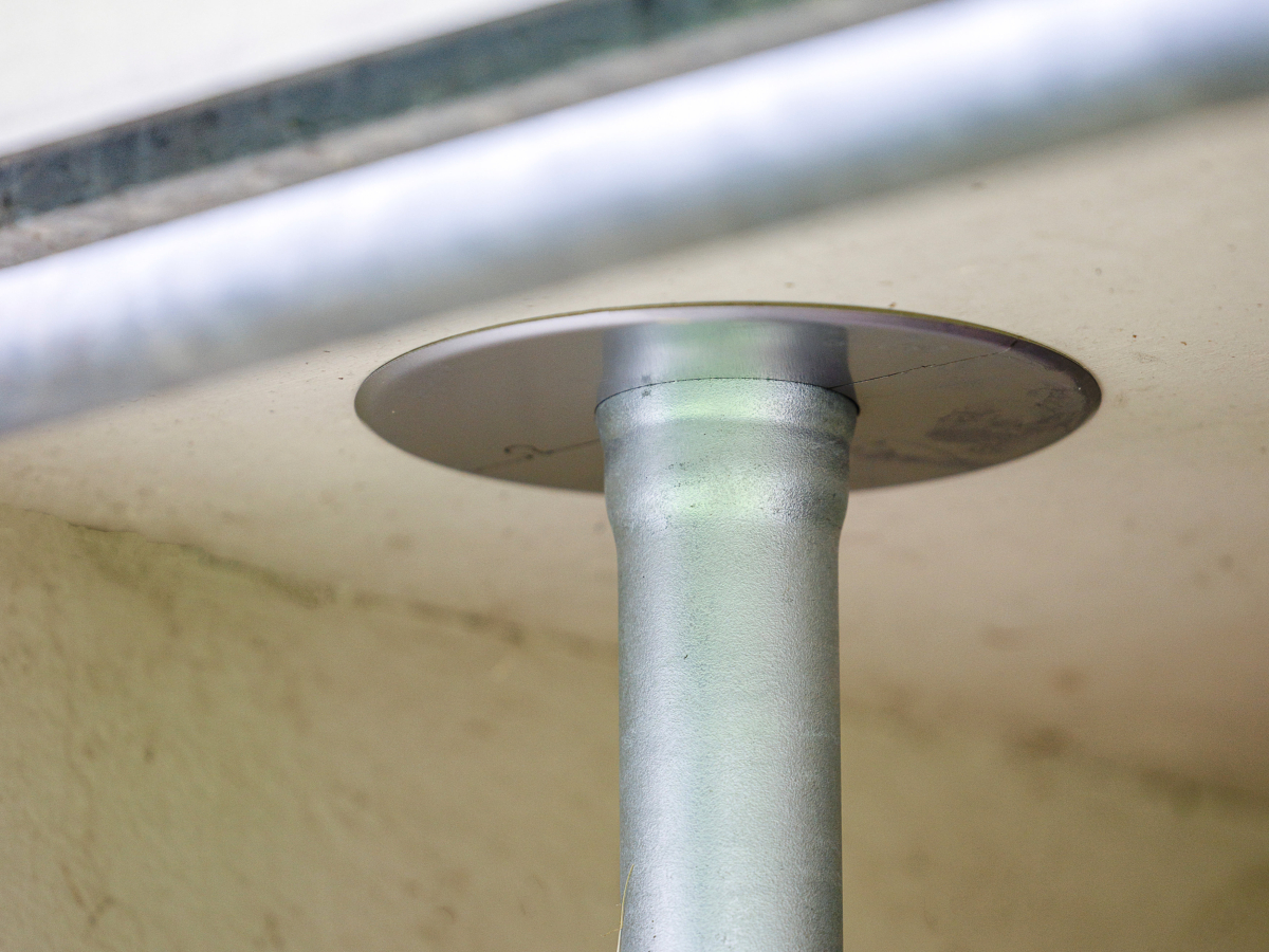 Schadhafte Balkone saniert - dach+holzbau