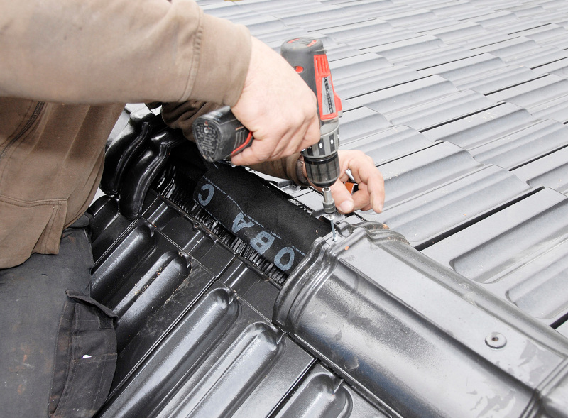 Unter Dach und Fach - dach+holzbau