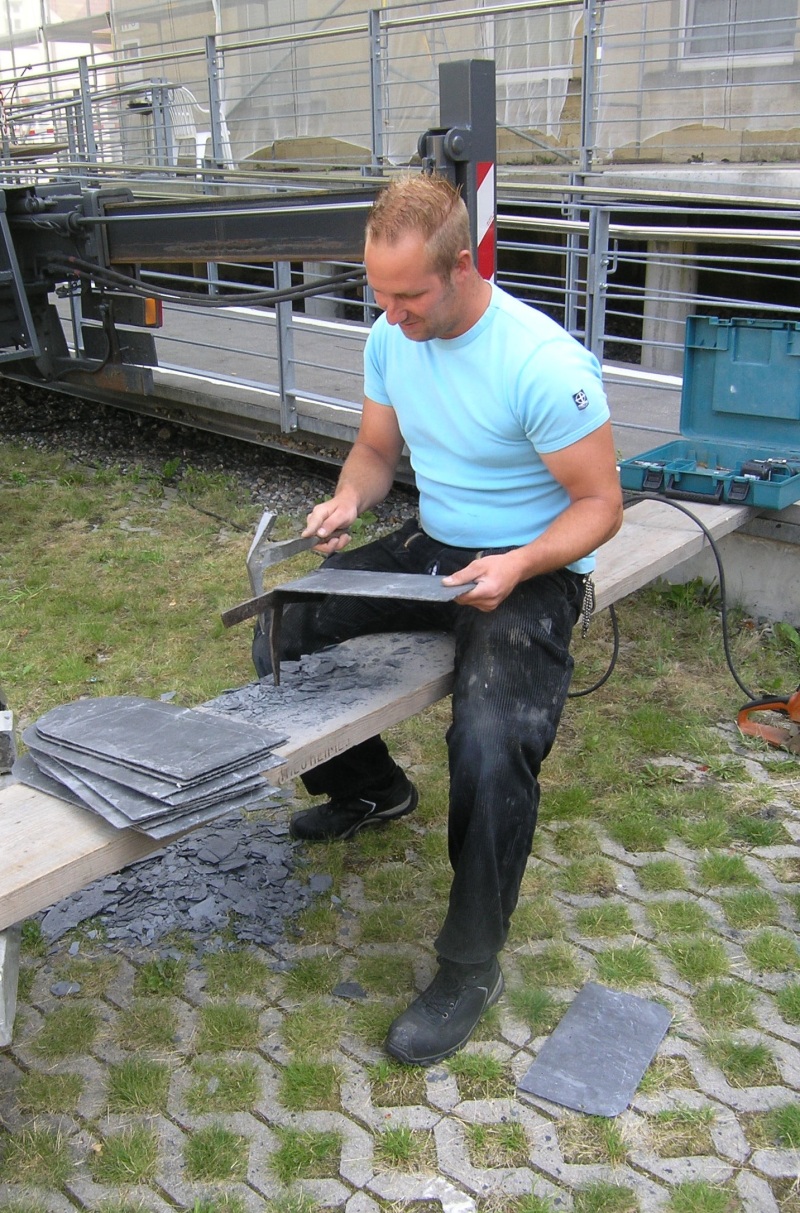 Dekorative Schieferdeckung - dach+holzbau