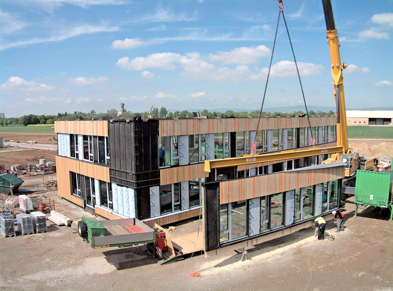 Bürogebäude in Hybridbauweise bei Mainz - dach+holzbau